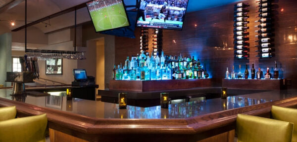 Phoenix NASCAR Hotel Rooms - Phoenix Raceway Hotels